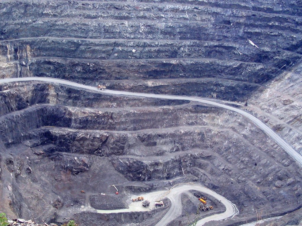 Mining Earth - Space Foundation Discovery Center