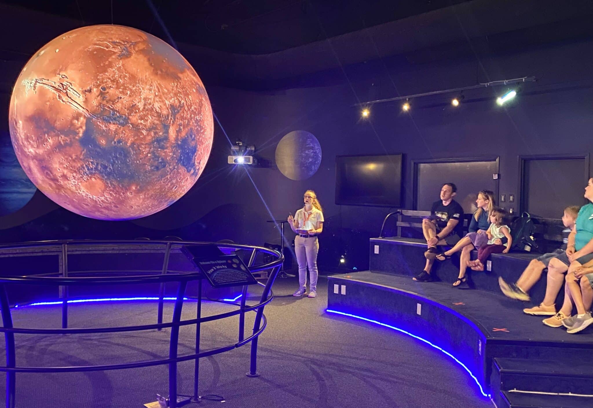 Volunteer - Space Foundation Discovery Center